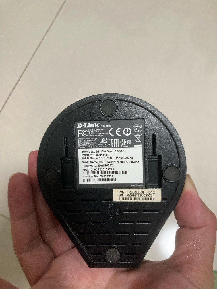 Dlink DIR850L AC1200 router, Computers & Tech, Parts & Accessories ...