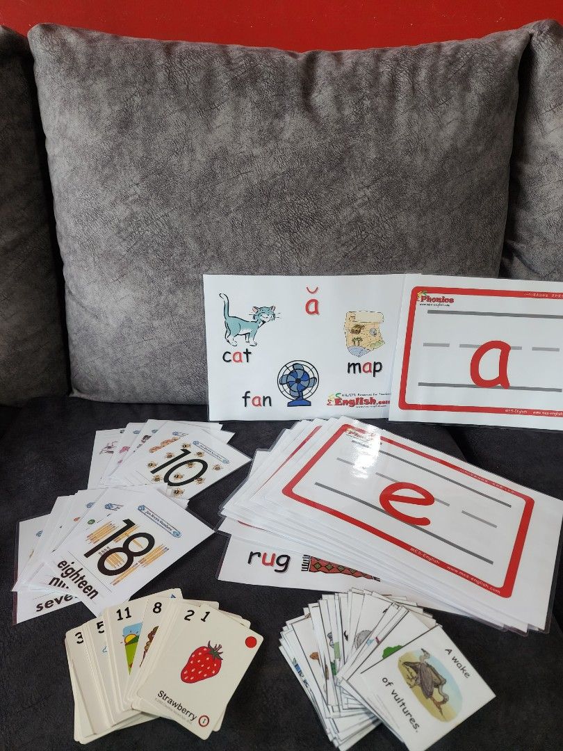 Flashcards on numbers, phonics, English words and collective nouns ...