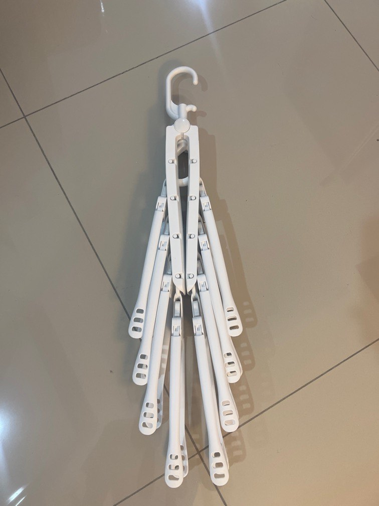 Foldable hanger, Furniture & Home Living, Home Improvement ...