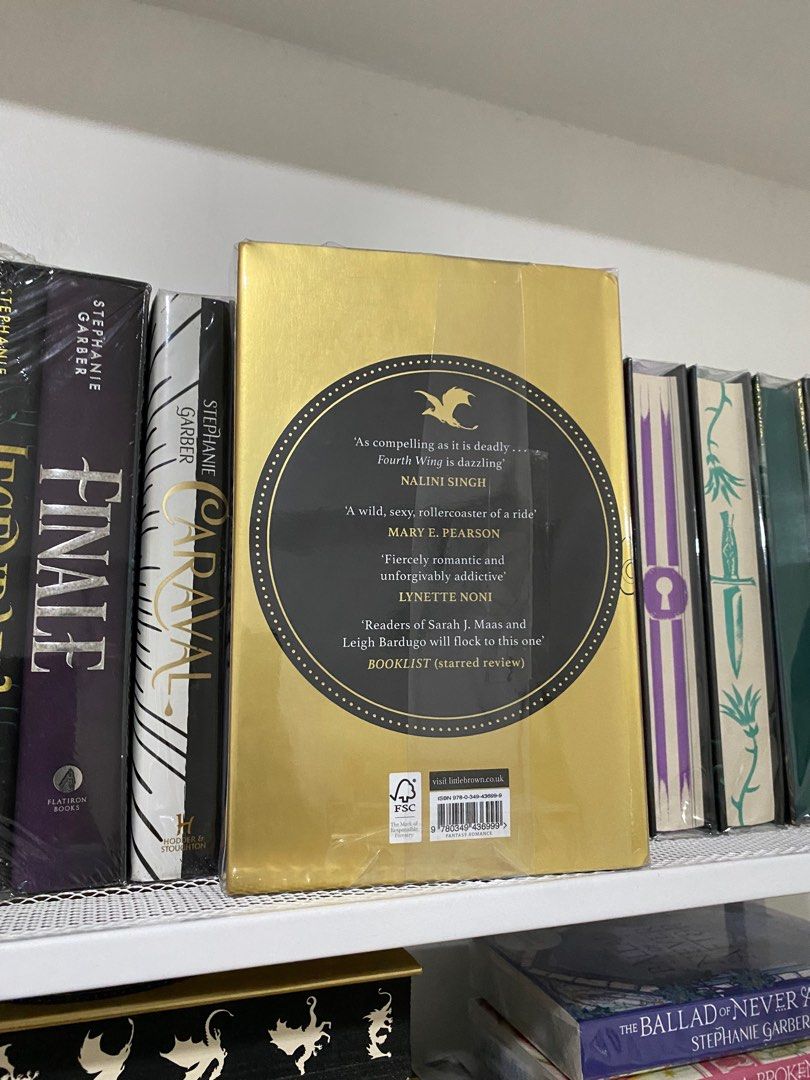 Fourth Wing Hardcover, Hobbies & Toys, Books & Magazines, Fiction & Non ...