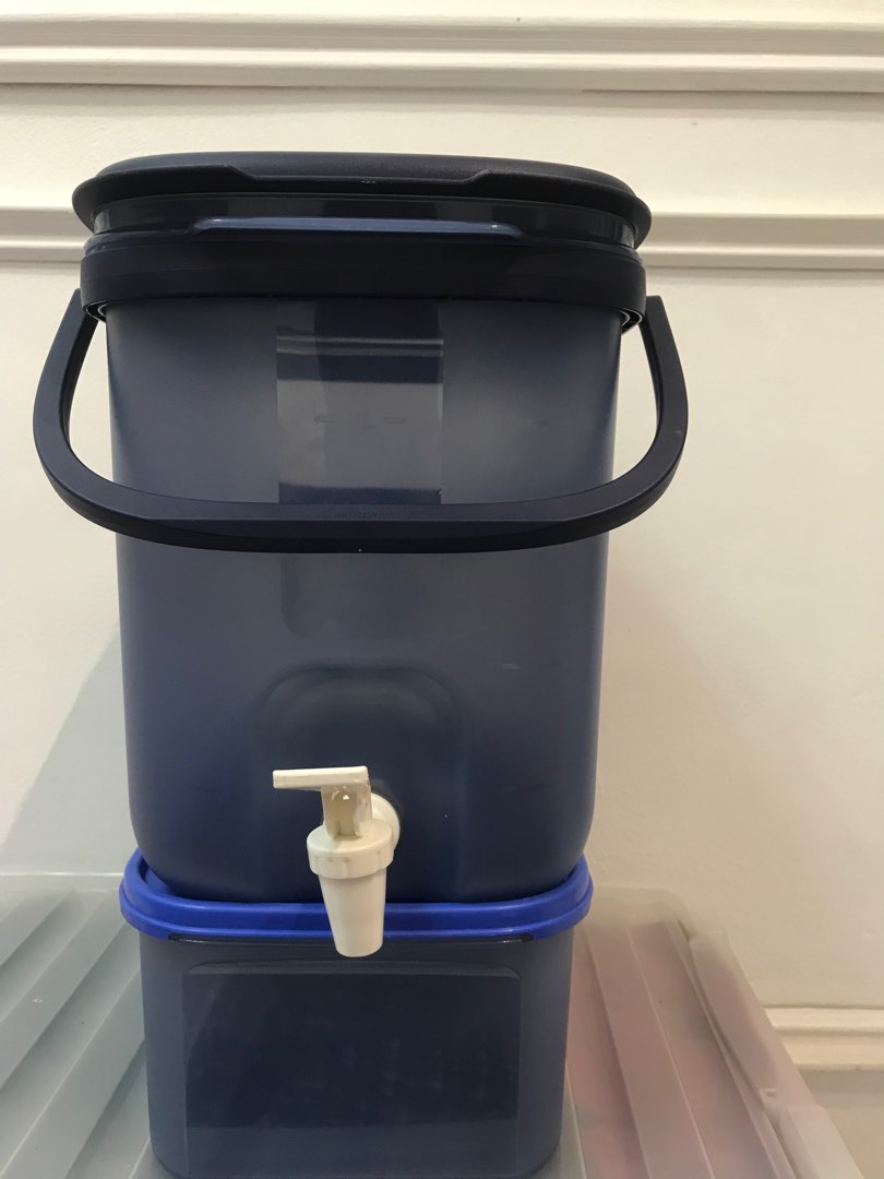 Tupperware Water Dispenser 10L, Furniture & Home Living, Kitchenware ...
