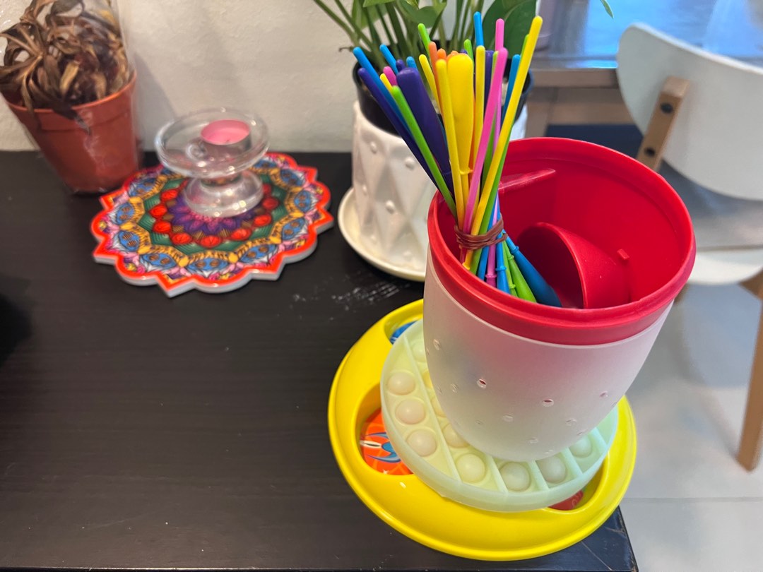 Free random toys, Hobbies & Toys, Toys & Games on Carousell