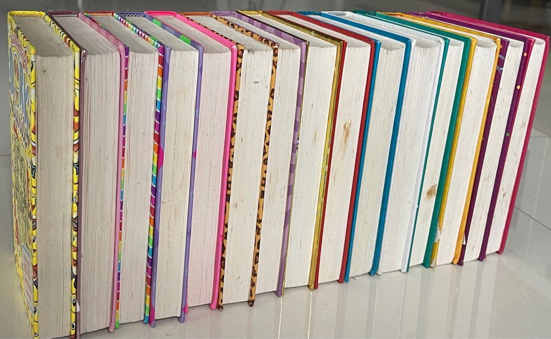 Full collection Dork Diaries, Hobbies & Toys, Books & Magazines ...