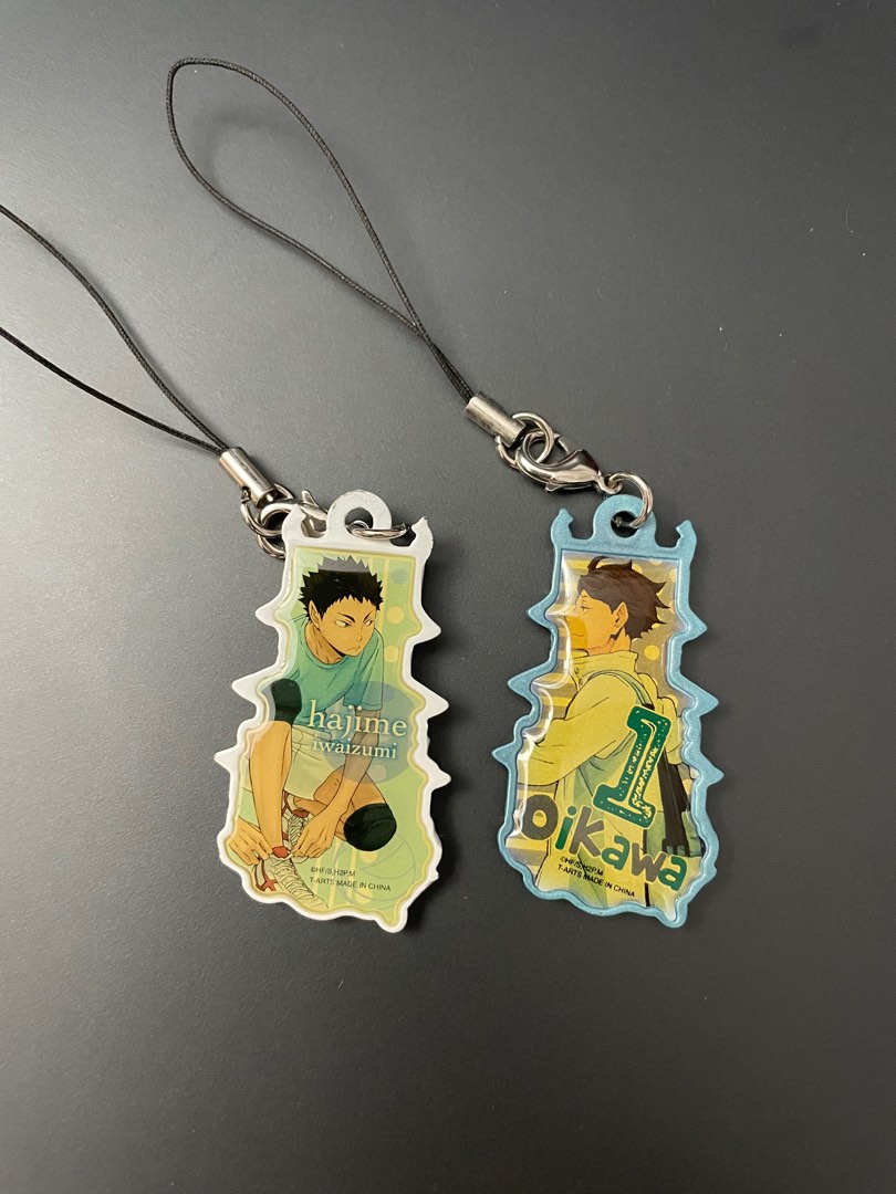 Haikyuu Oikawa Iwaizumi Metal Keychain, Hobbies & Toys, Stationary ...