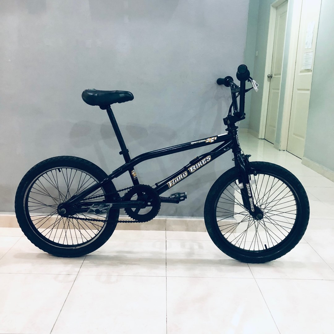 Haro BMX Bike, Sports Equipment, Bicycles & Parts, Bicycles on Carousell