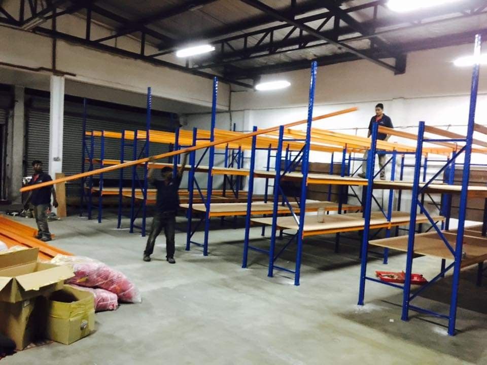 HEAVY DUTY WAREHOUSE RACKING SYSTEM, Furniture & Home Living, Home ...