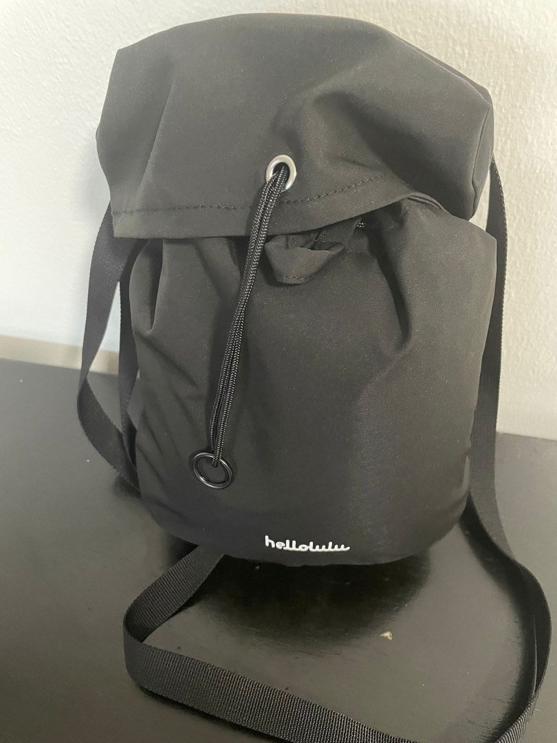 Hellolulu, Women's Fashion, Jewelry & Organisers, Brooches on Carousell