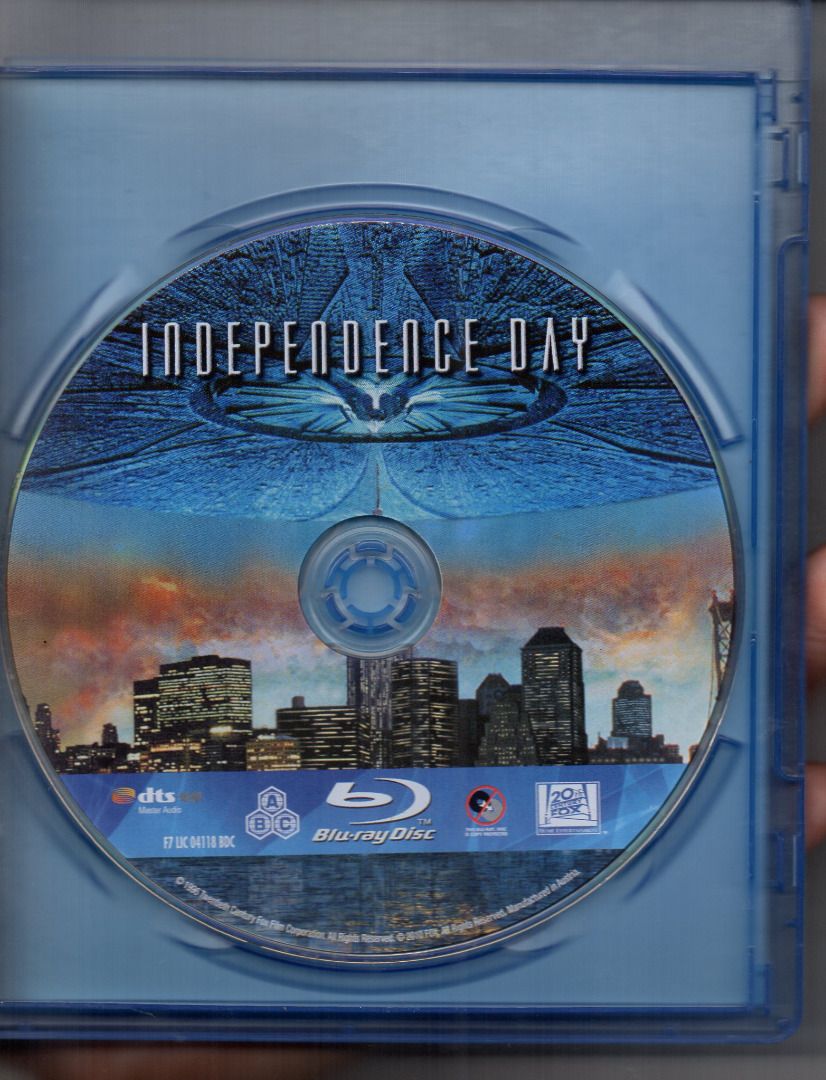 Independence Day ***original blu-ray disc***, Hobbies & Toys, Music ...