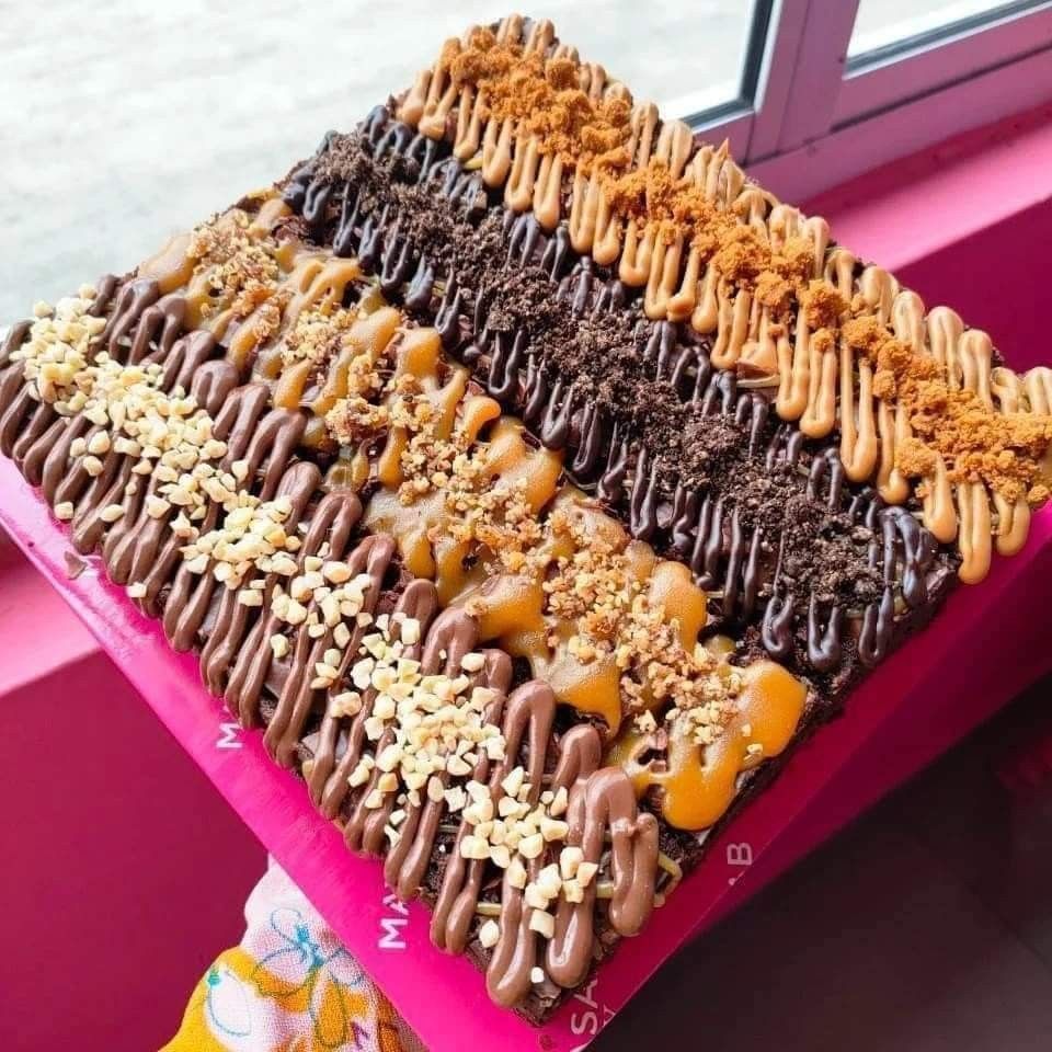 Kek mamasab, Food & Drinks, Homemade Bakes on Carousell