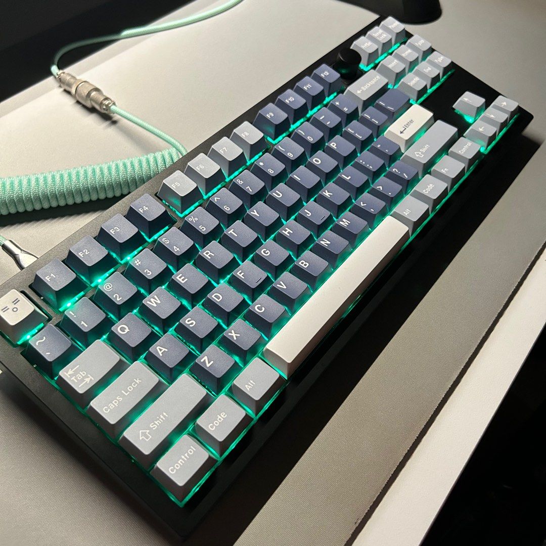 Keychron V3 QMK Custom Mechanical Keyboard, Computers & Tech, Parts ...