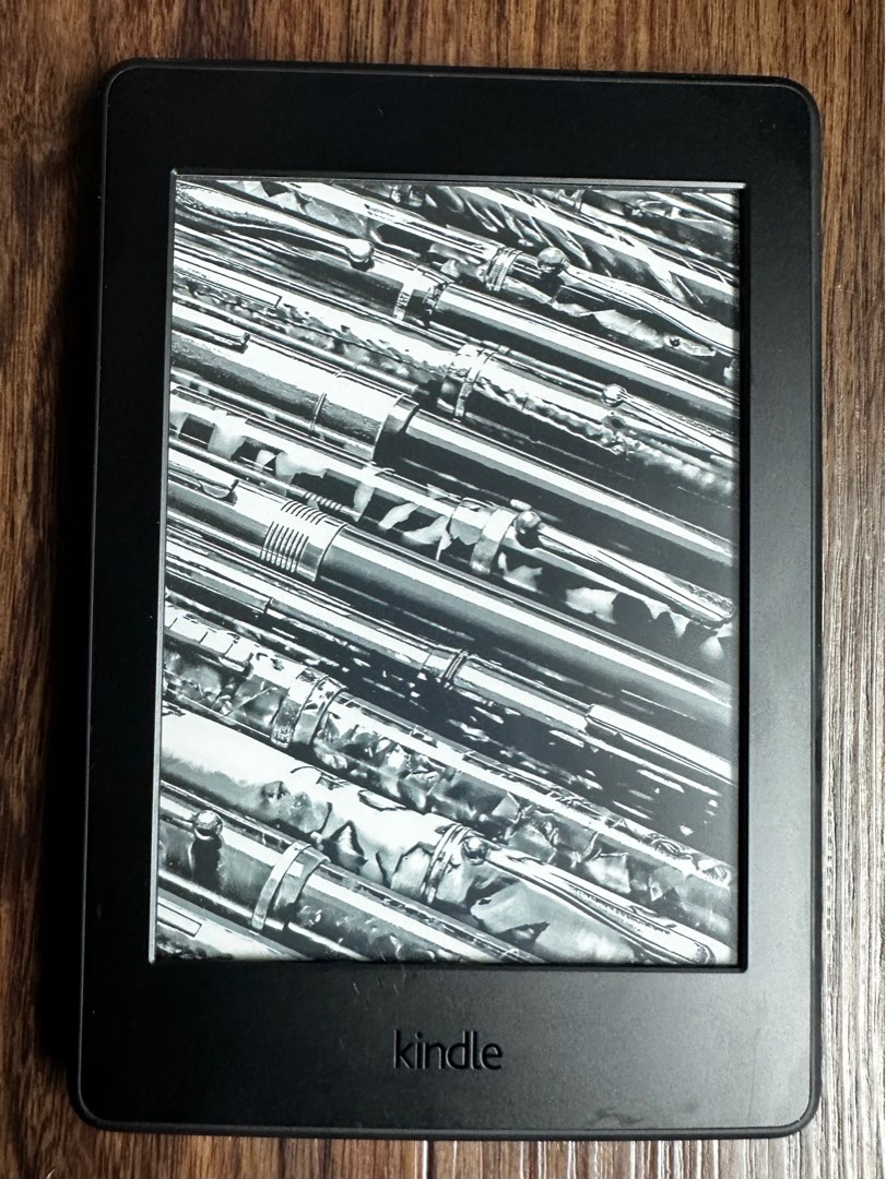 Kindle Paperwhite (7th Gen), Mobile Phones & Gadgets, E-Readers on ...