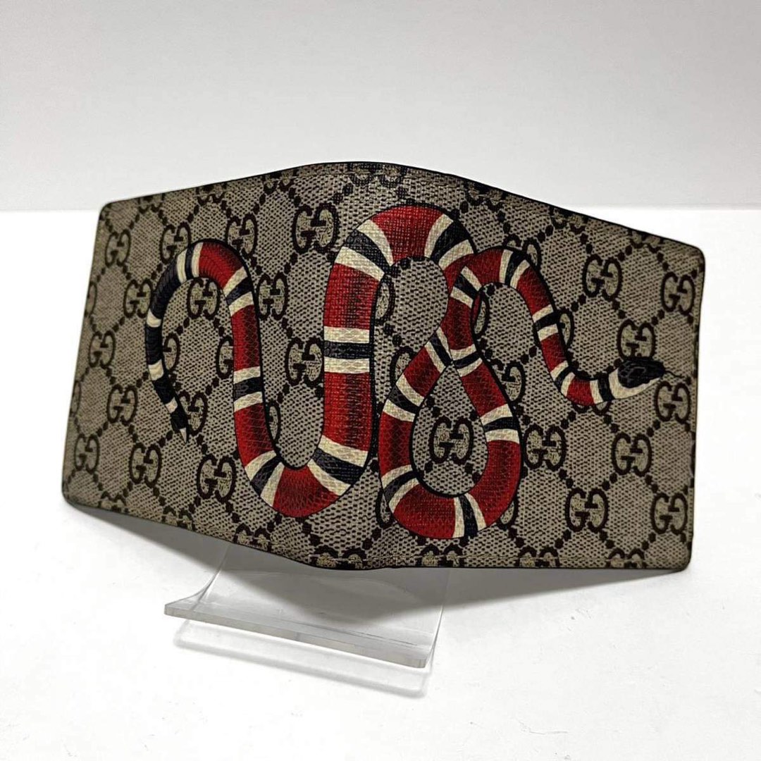 Gucci bifold wallet king snake print, Luxury, Bags & Wallets on Carousell