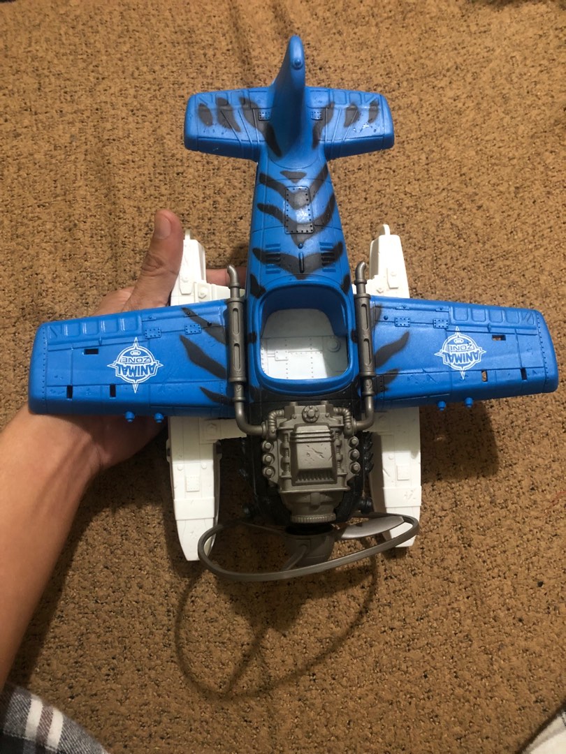 Large plastic toy plane, Hobbies & Toys, Toys & Games on Carousell