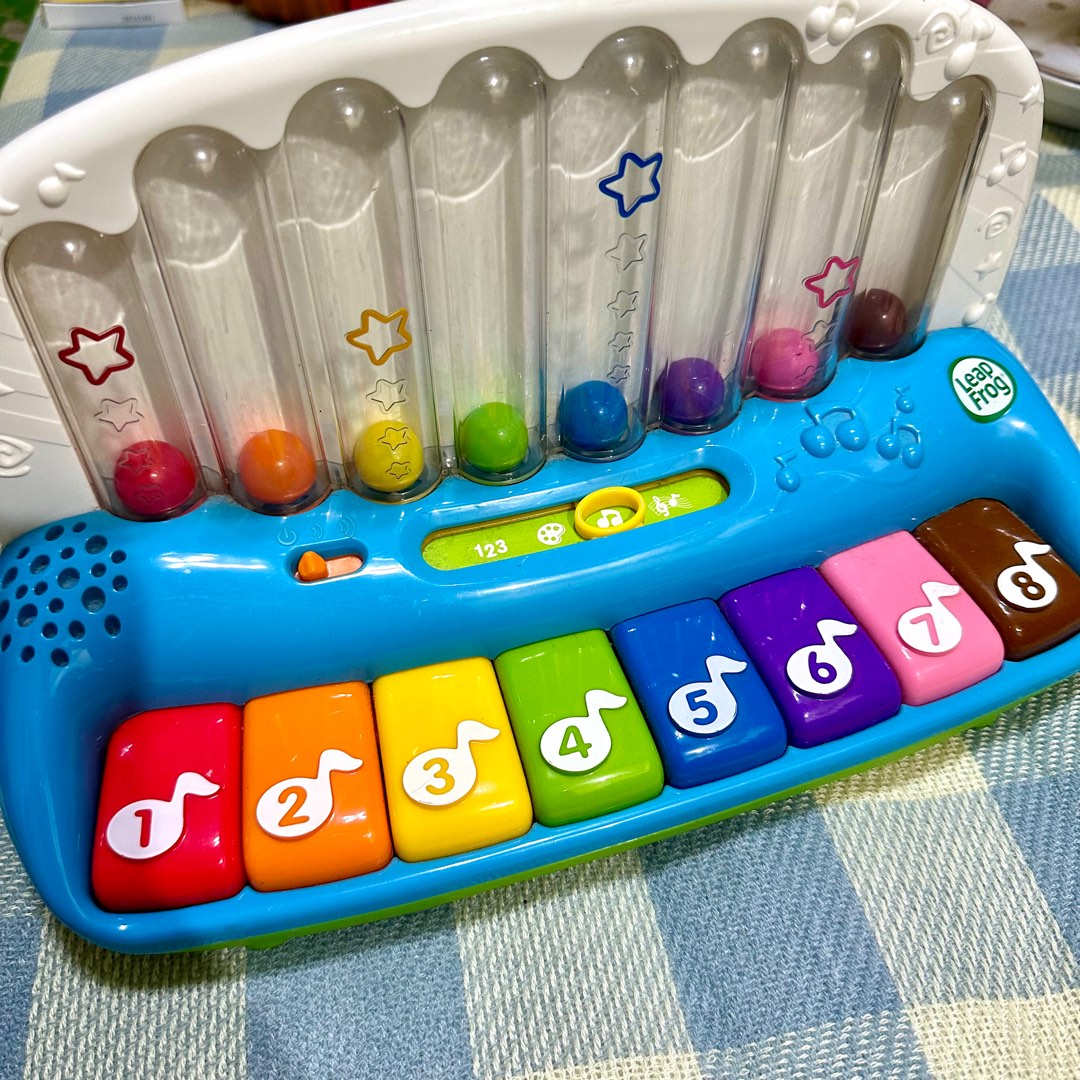 LeapFrog Poppin’ Play Piano, Hobbies & Toys, Music & Media, Musical ...