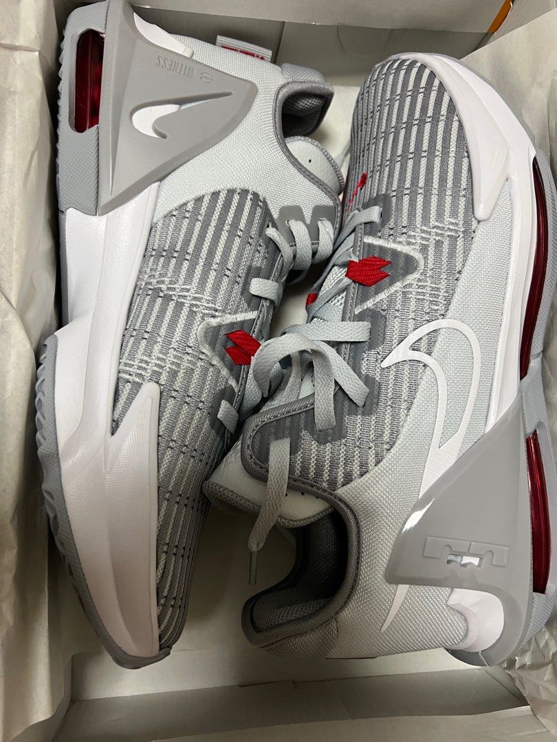 Lebron witness VI, Men's Fashion, Footwear, Sneakers on Carousell