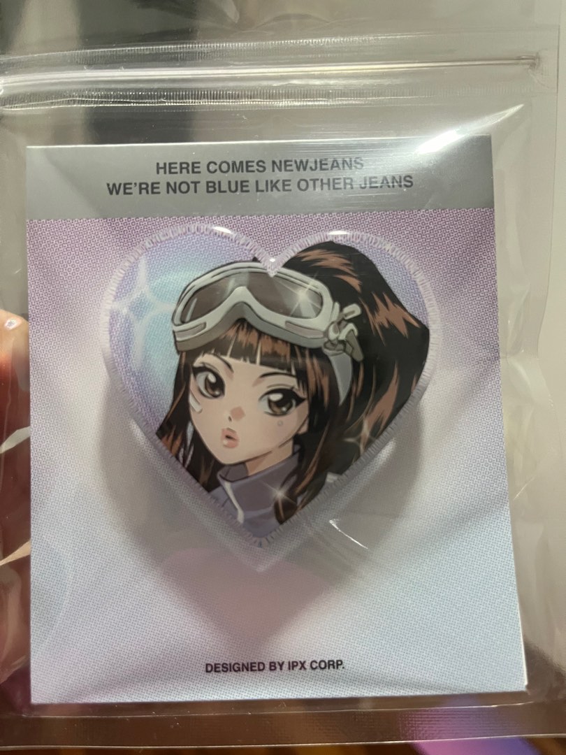 LINE FRIENDS NewJeans pop socket, Hobbies & Toys, Stationery & Craft ...