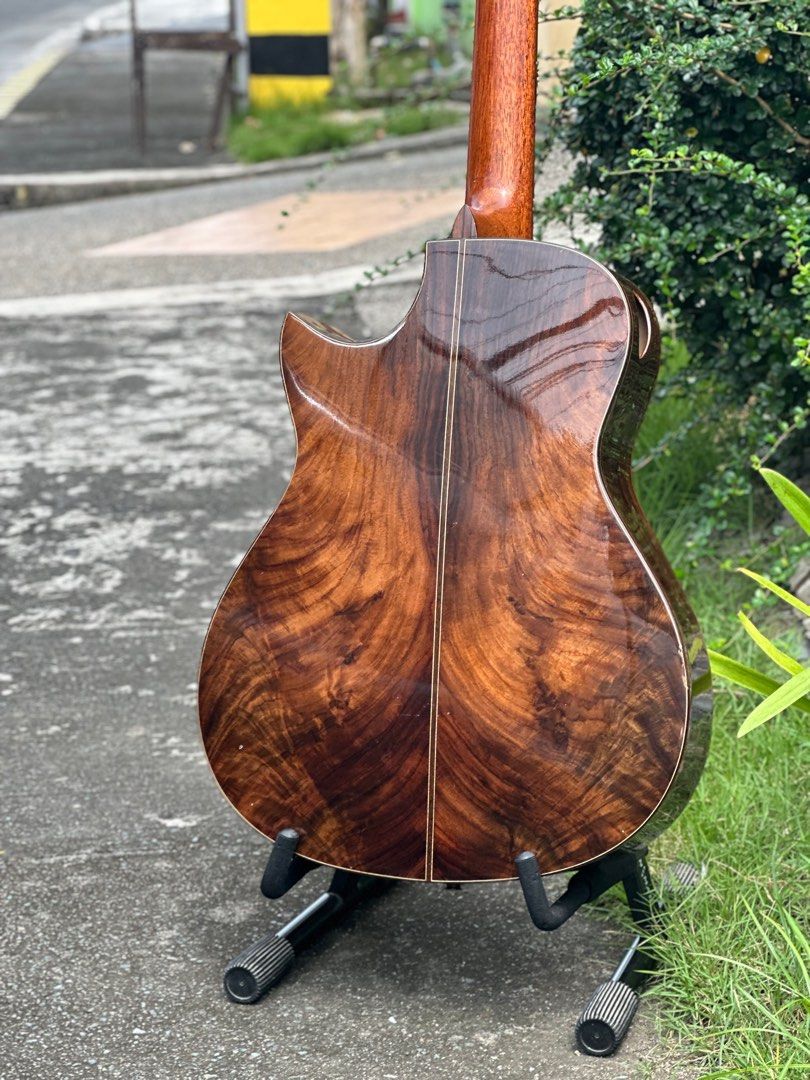 Maestro Victoria IR All Solid OM (Lr baggs Pickup), Hobbies & Toys ...