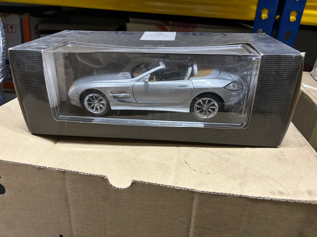 Mercedes-Benz Vision SLR Roadster - Silver (1:18 scale), Hobbies & Toys ...