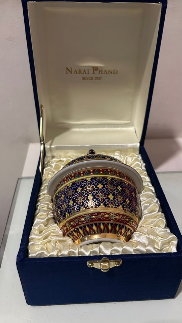 Narai Phand Custom Crafted Porcelein Tea Cup Furniture And Home Living Kitchenware And Tableware