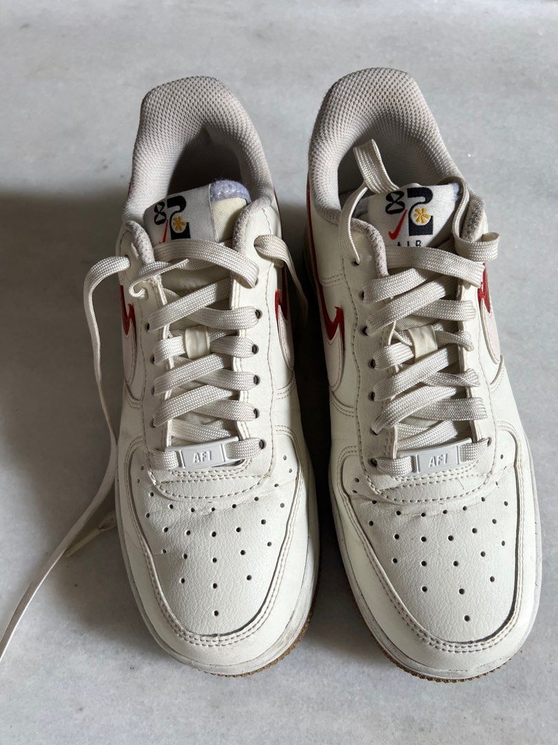 Nike AF1 cream, Fesyen Wanita, Sepatu di Carousell
