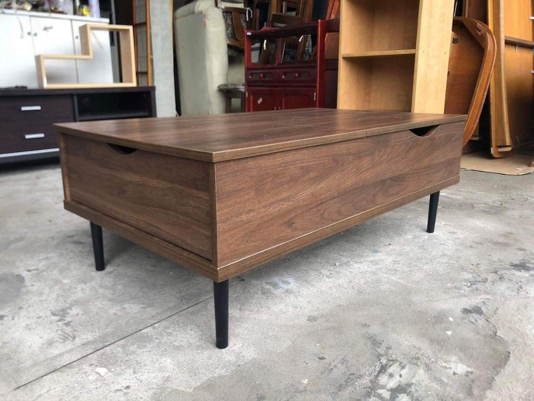 NITORI lifty coffee / center table, Furniture & Home Living, Furniture ...