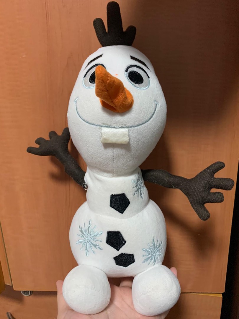 Olaf stuff toy, Hobbies & Toys, Toys & Games on Carousell