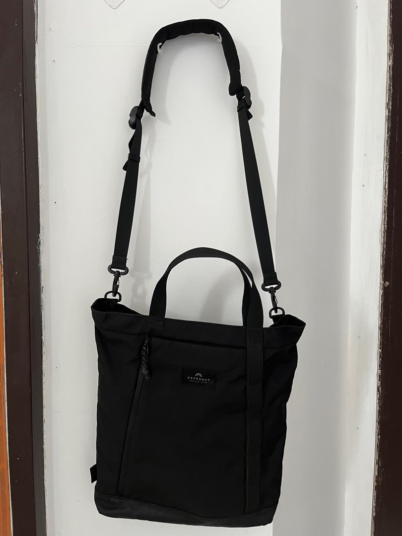 ORIGINAL DOUGHNUT BAG, Women's Fashion, Bags & Wallets, Cross-body Bags ...