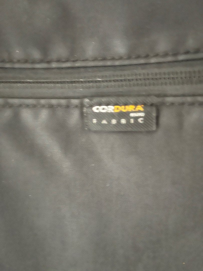 ORIGINAL DOUGHNUT BAG, Women's Fashion, Bags & Wallets, Cross-body Bags ...