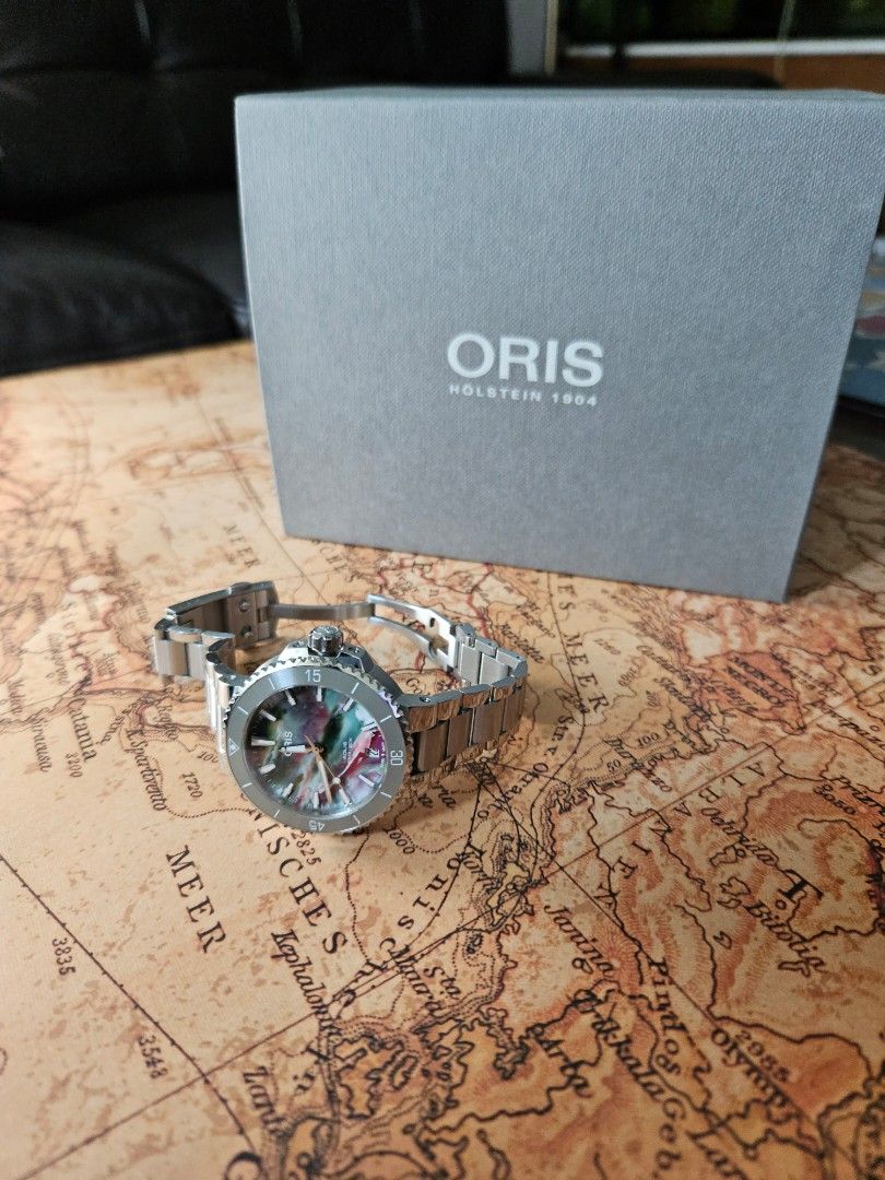 Oris Aquis Date Upcycle, Luxury, Watches on Carousell