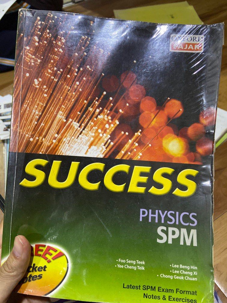 OXFORD FAJAR SPM PHYSICS, Hobbies & Toys, Books & Magazines, Textbooks ...