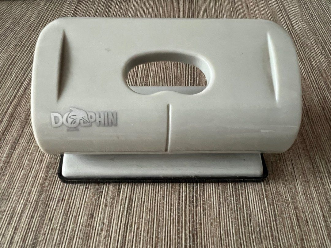 Paper puncture, Hobbies & Toys, Stationery & Craft, Craft Supplies ...