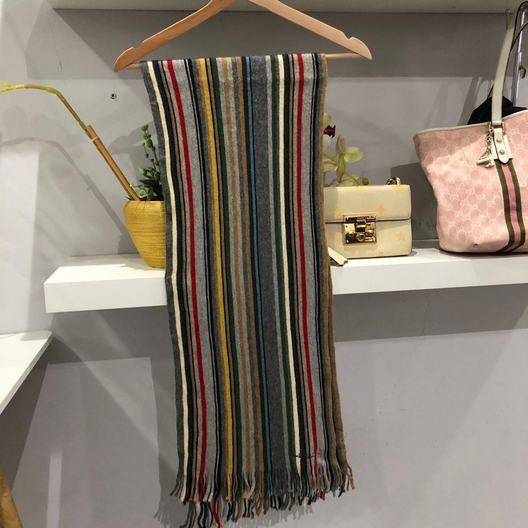 Paul smith scaft, Women's Fashion, Watches & Accessories, Scarves on ...