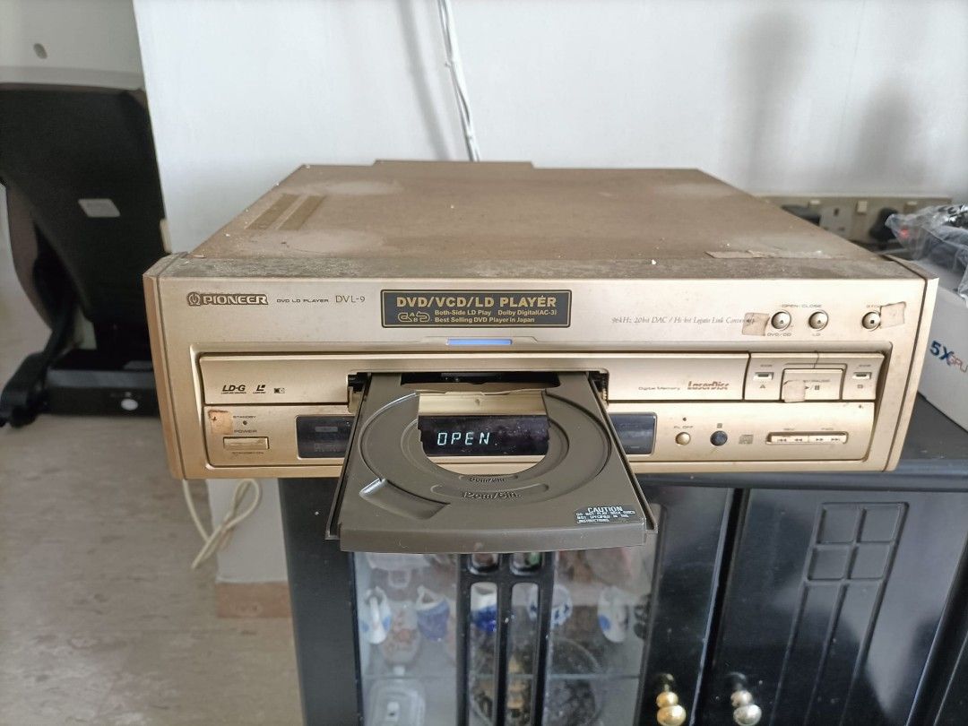 Pioneer DVL-9 laser disk player, Audio, Other Audio Equipment on Carousell