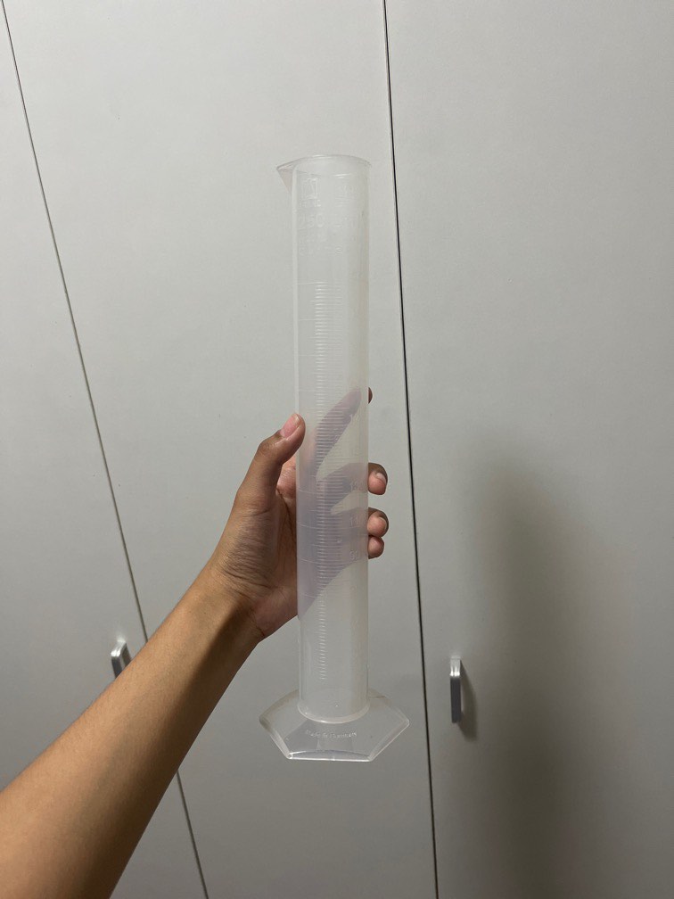 Plastic graduated cylinder 250mL, Commercial & Industrial, Construction ...