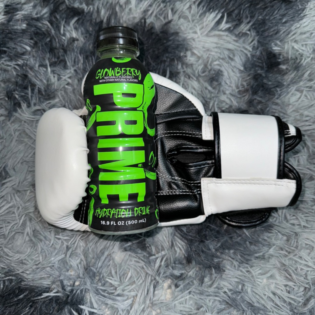 *RARE* Prime Hydration Drink Glowberry, Food & Drinks, Beverages on ...