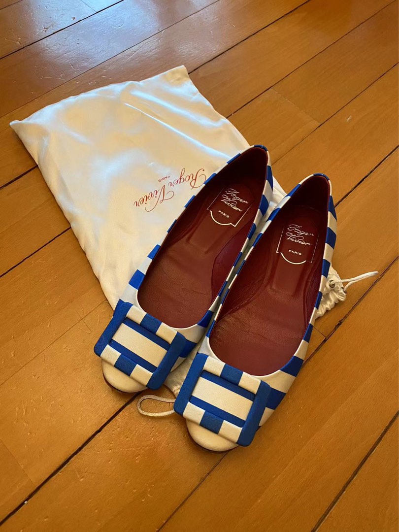 RV shoes, 名牌, 鞋及波鞋 - Carousell