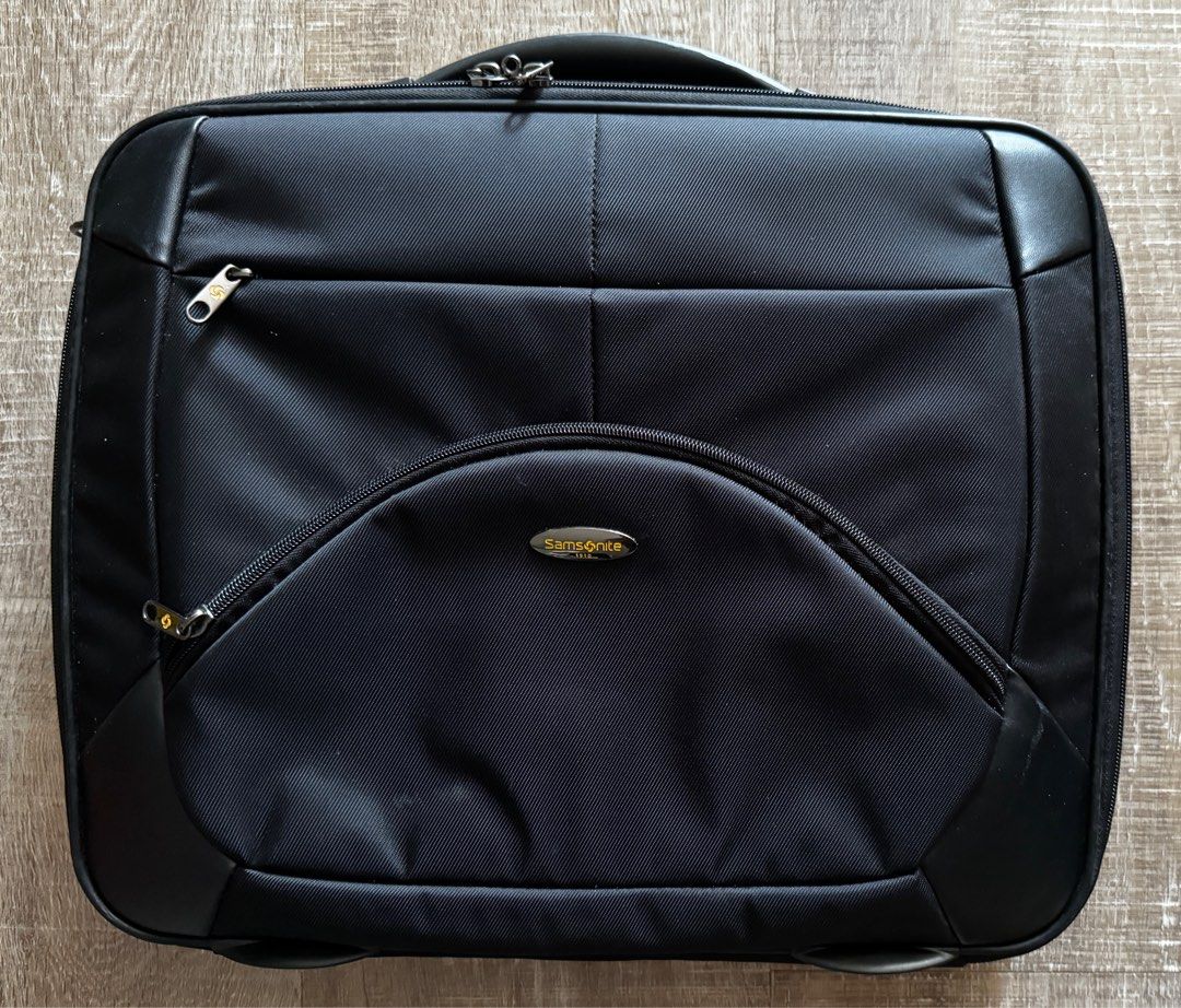 Samsonite Laptop Bag, Men's Fashion, Bags, Briefcases on Carousell