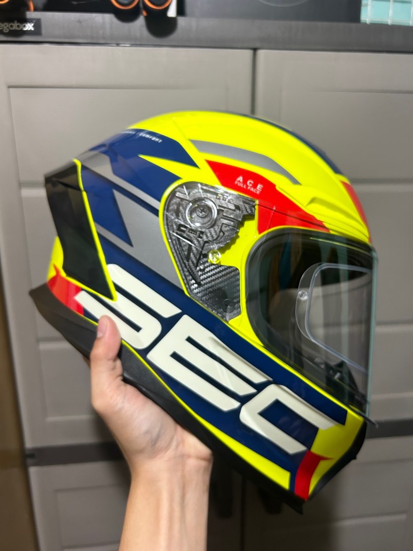 SEC Full Face Helmet, Motorbikes, Motorbike Parts & Accessories ...