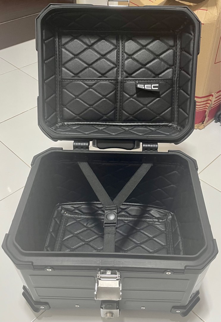 SEC Top Box and Helmet, Car Parts & Accessories, Other Automotive Parts ...