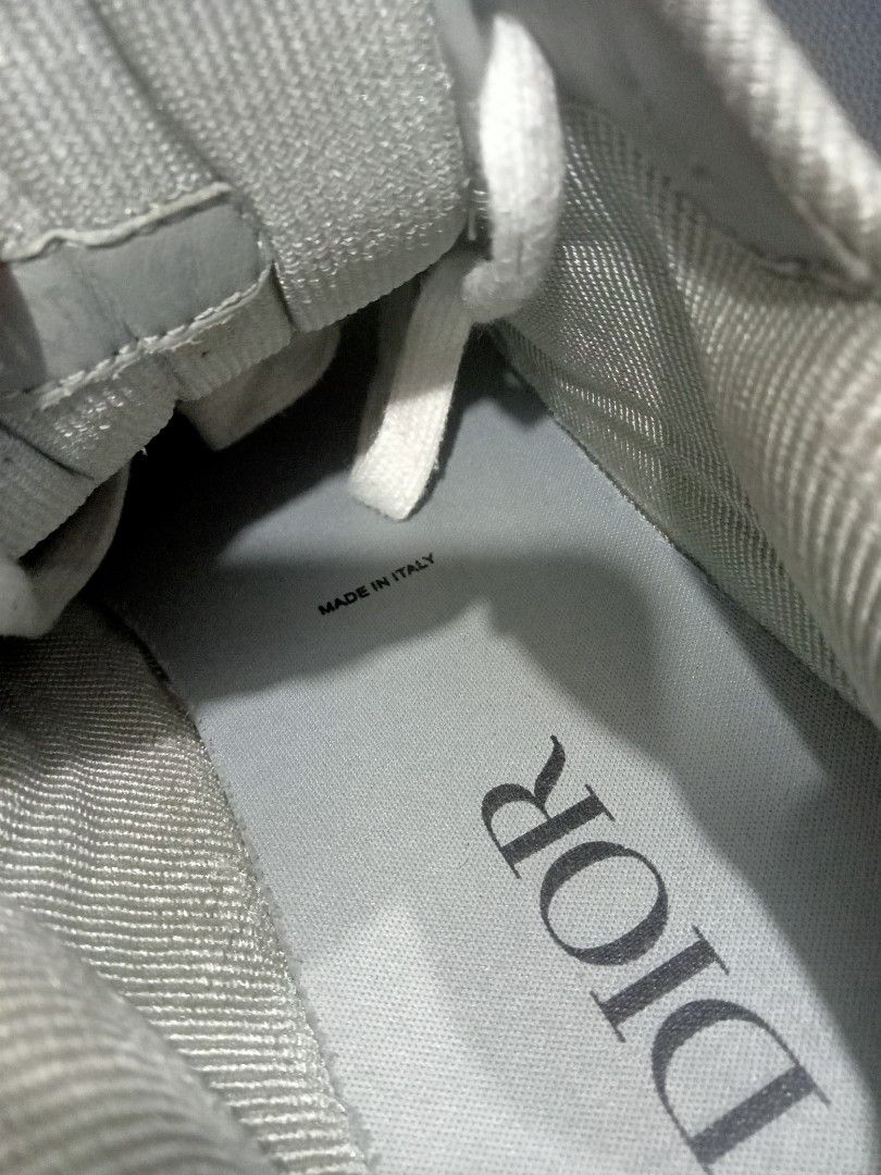 Sepatu Dior Sneakers, Fesyen Pria, Sepatu , Sneakers di Carousell
