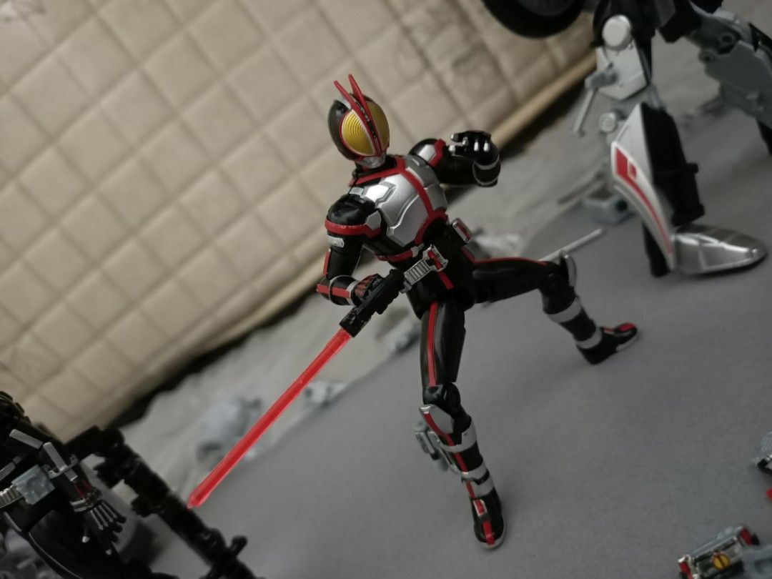 Sodo Chronicle 555 Masked Rider Faiz, Axel form, Autovajin, Hobbies ...