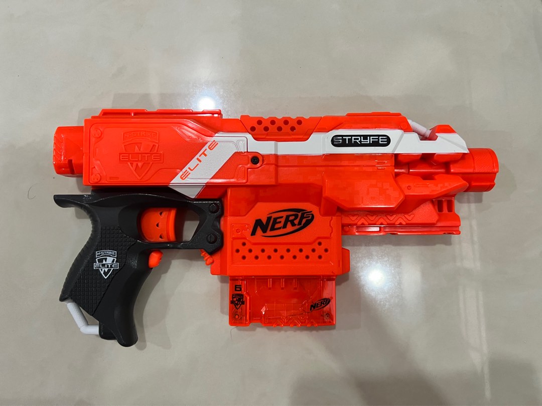 STRYFE Nerf gun, Hobbies & Toys, Toys & Games on Carousell