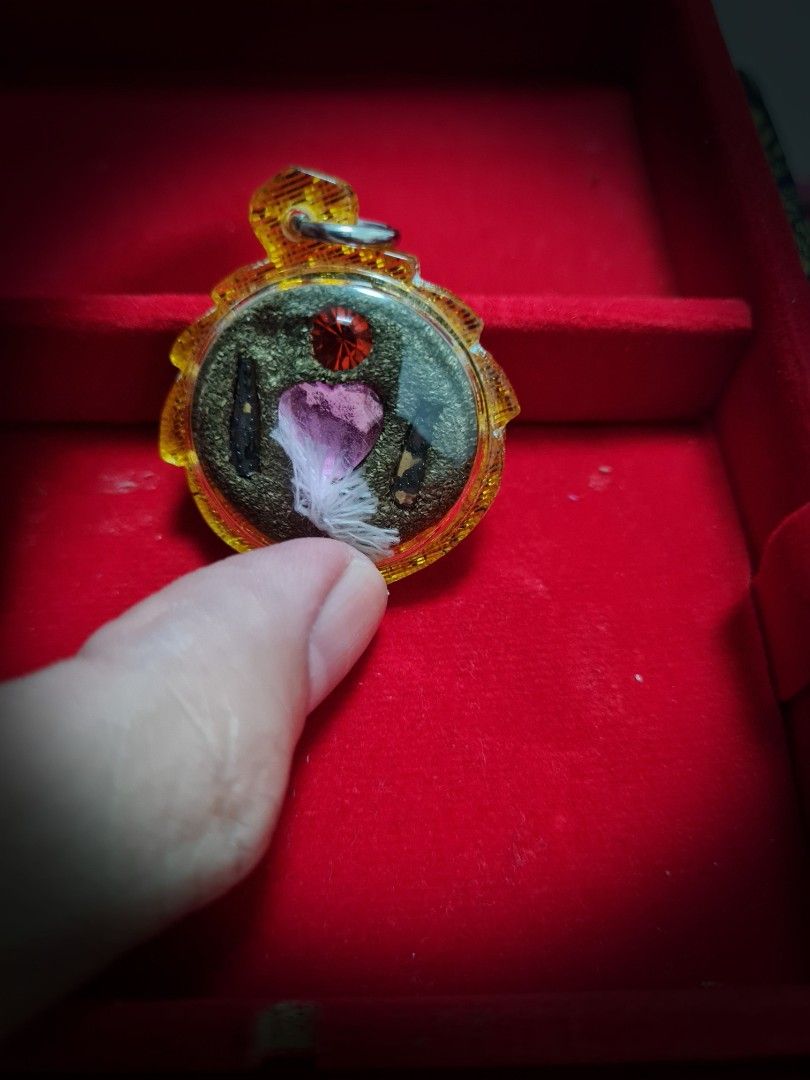Thai amulet, Hobbies & Toys, Memorabilia & Collectibles, Religious ...