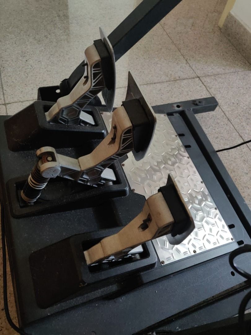 Thrustmaster T300, TLCM pedals and SHH Shifter Set, Video Gaming ...