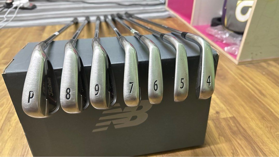 Titleist AP1 712 set, Sports Equipment, Sports & Games, Golf on Carousell