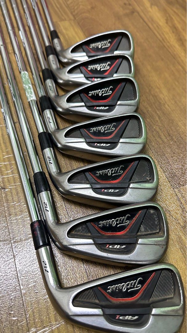 Titleist AP1 712 set, Sports Equipment, Sports & Games, Golf on Carousell