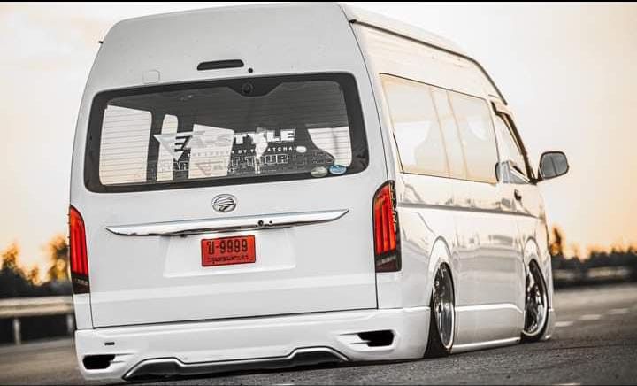 Toyota Hiace A-style rear bumper, Car Accessories, Accessories on Carousell