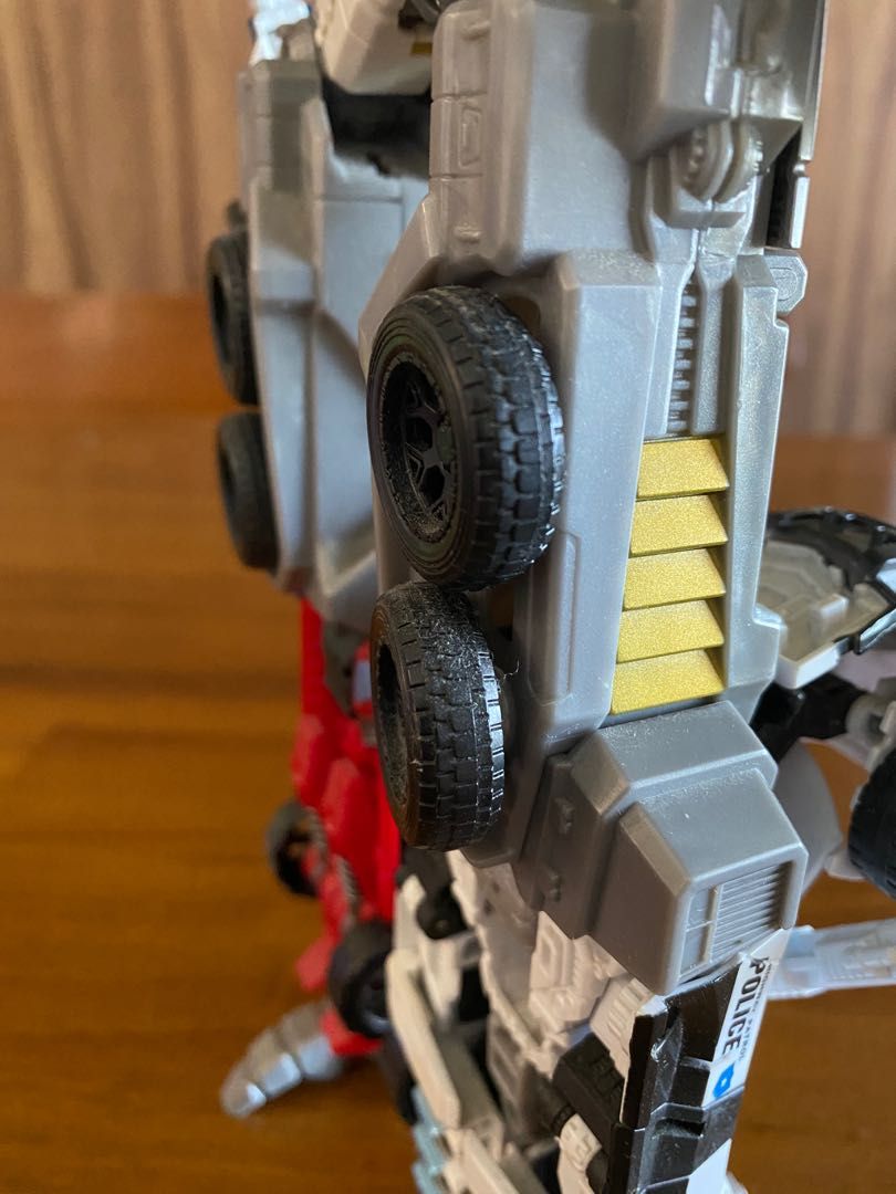 Transformers combiner wars rare white optimus Maximus, Hobbies & Toys ...