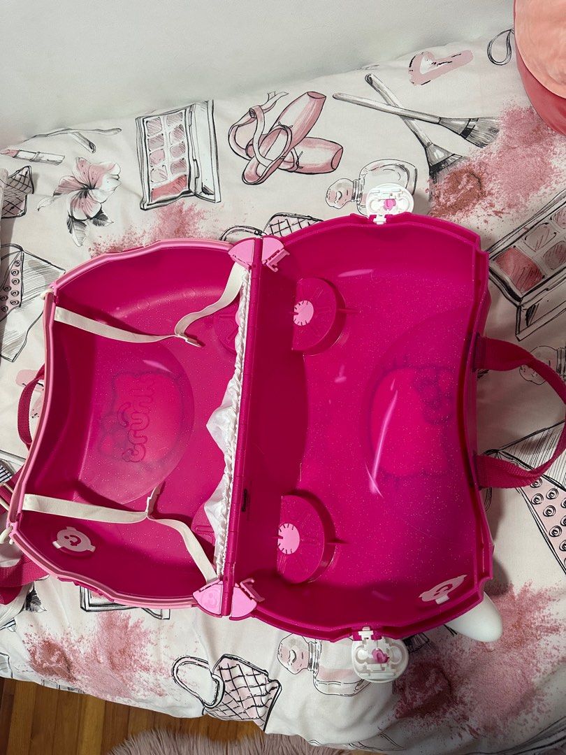 Trunki Hello Kitty, Hobbies & Toys, Travel, Luggage on Carousell