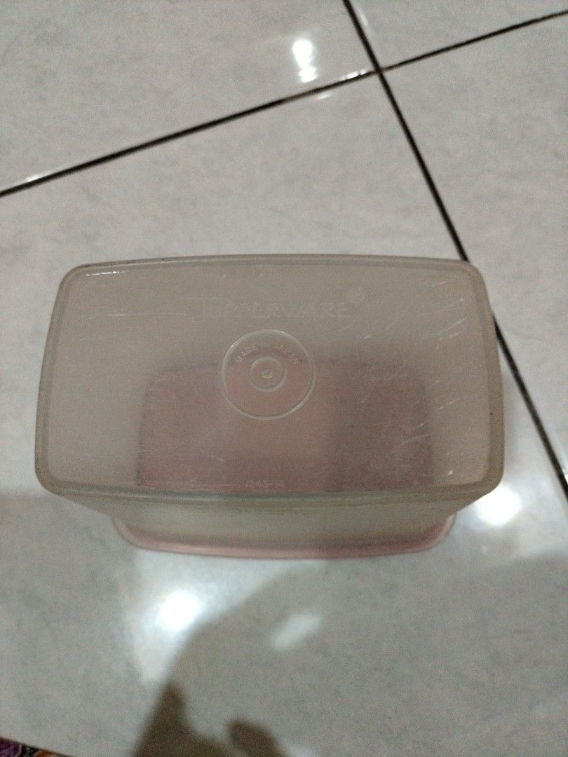 Tupperware kotak, Kitchen & Appliances di Carousell